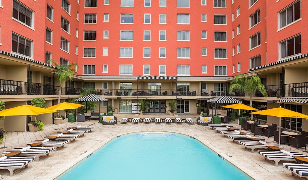 Day Passes to 28 Local Hotel Pools by ResortPass | 365 Houston