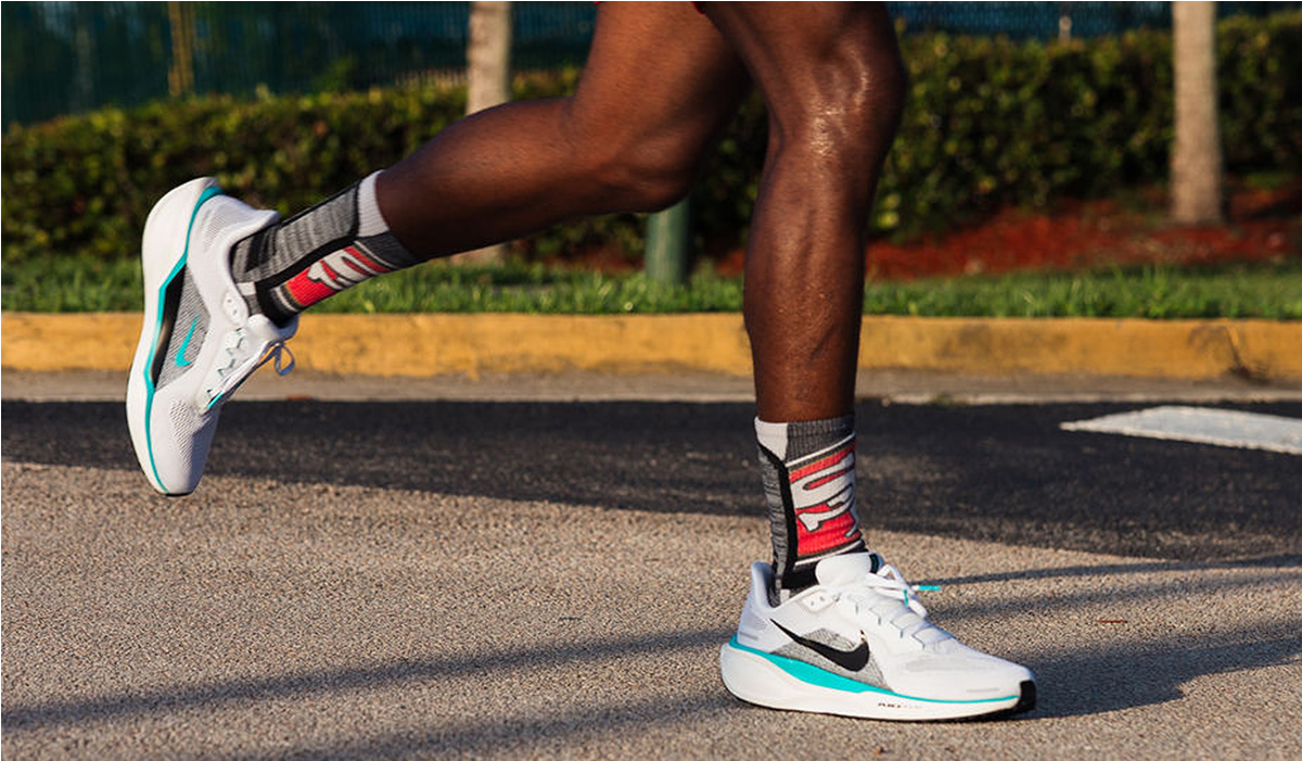 Champs Sports Run Club Houston at Memorial Park | 365 Houston